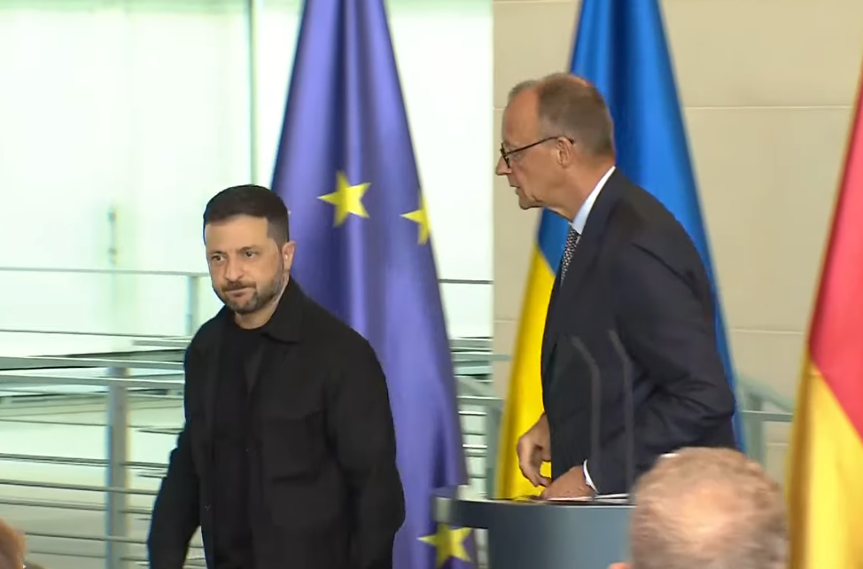 Merz in Sorge wegen Energiekrise in Ukraine - Schweigen zu Großschadenslage